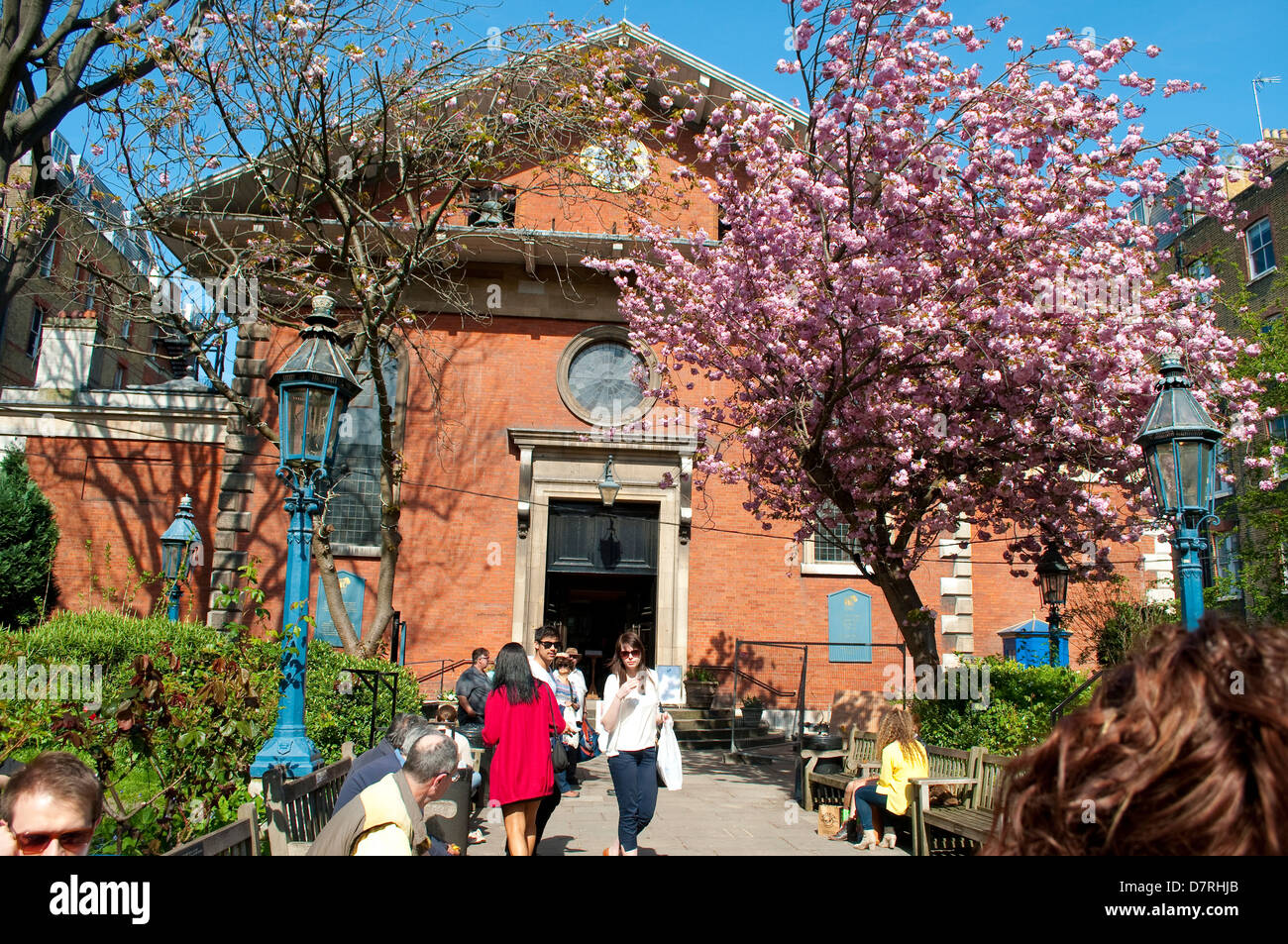 Beautiful st pauls church hi-res stock photography and images - Alamy