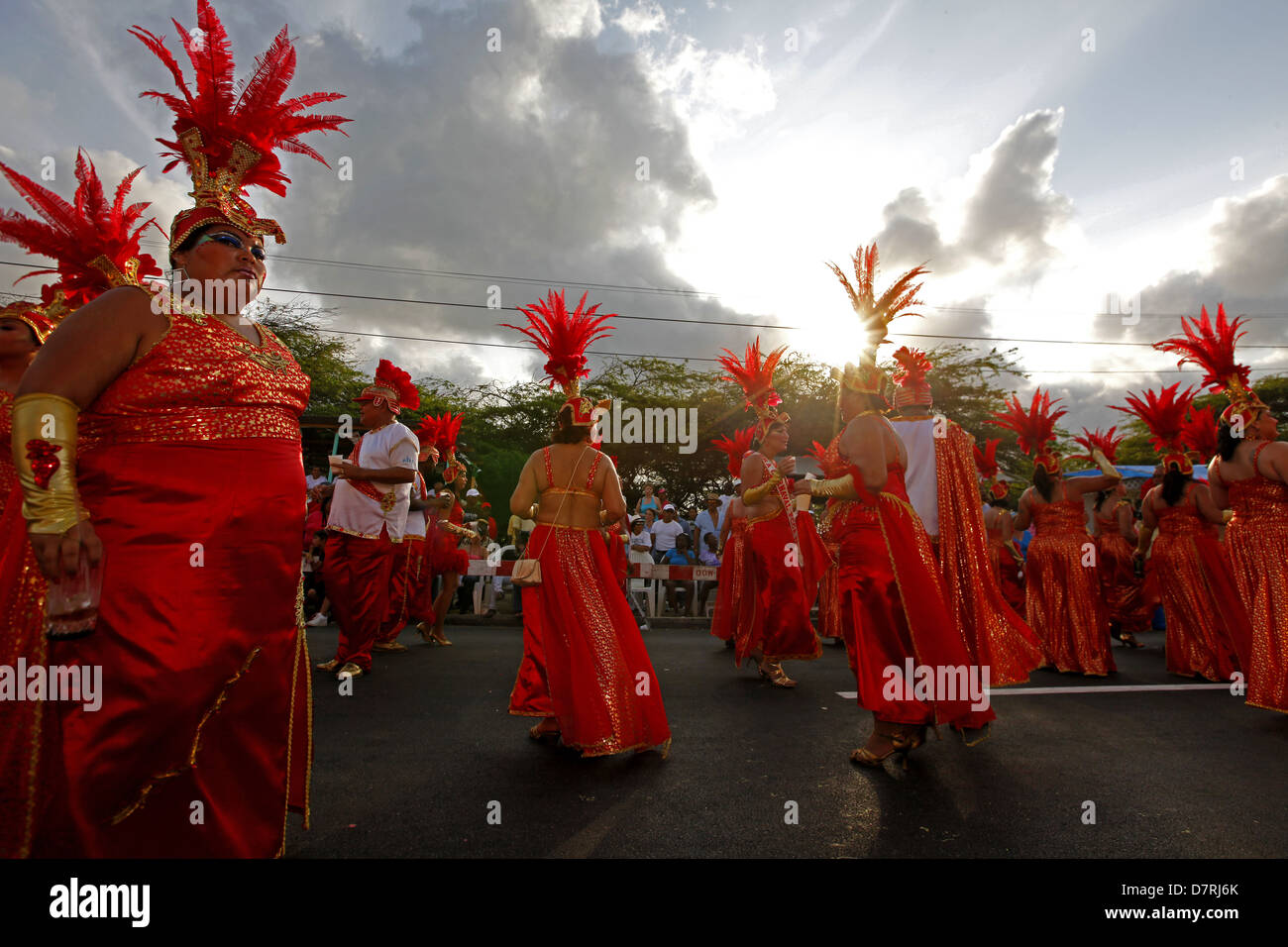 Carnival grand parade hi-res stock photography and images - Alamy
