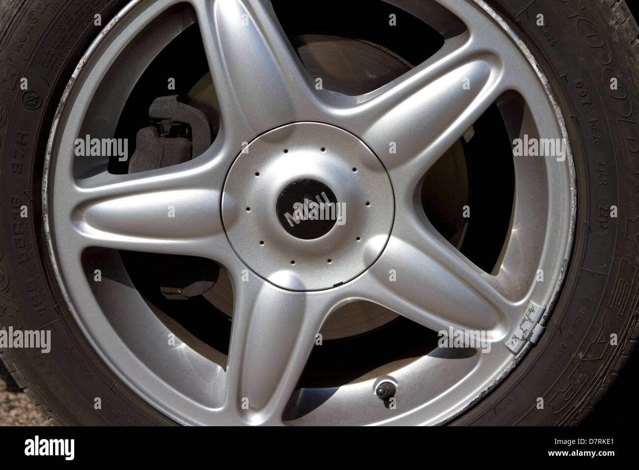 Wheel the tyre hi-res stock photography and images - Alamy