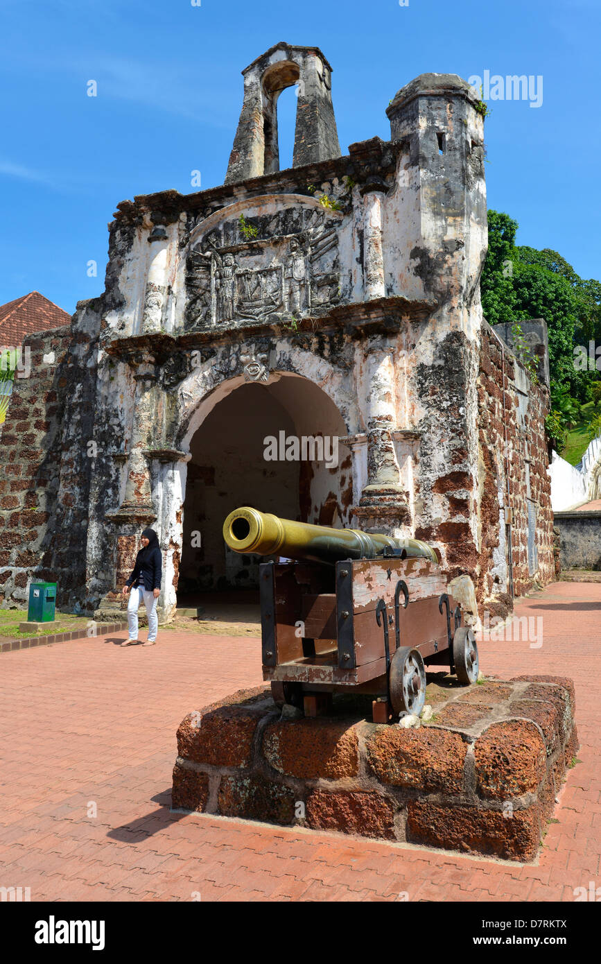Asia gate hi-res stock photography and images - Alamy