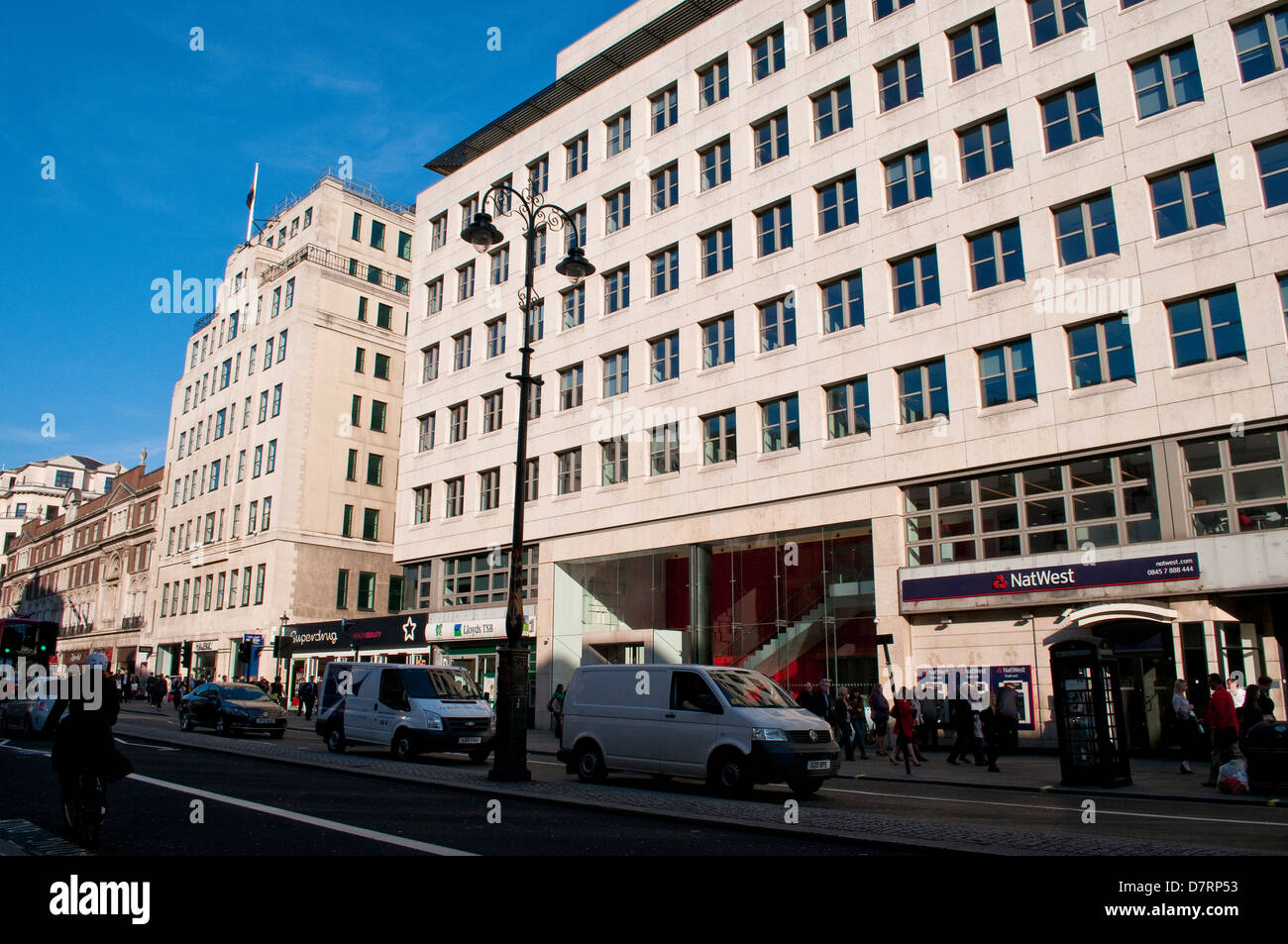Strand london building hi-res stock photography and images - Alamy
