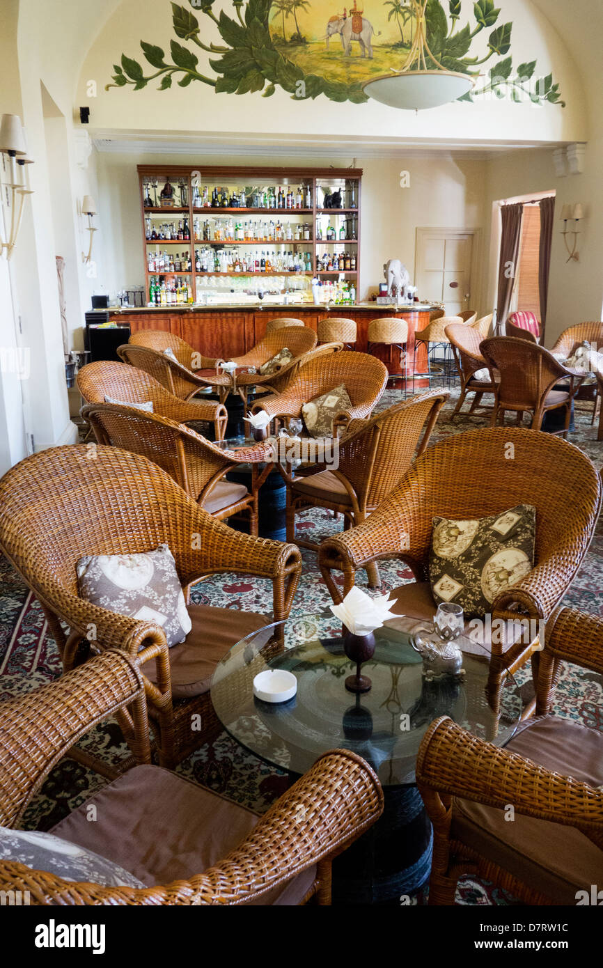 Elephant Bar High Resolution Stock Photography and Images - Alamy