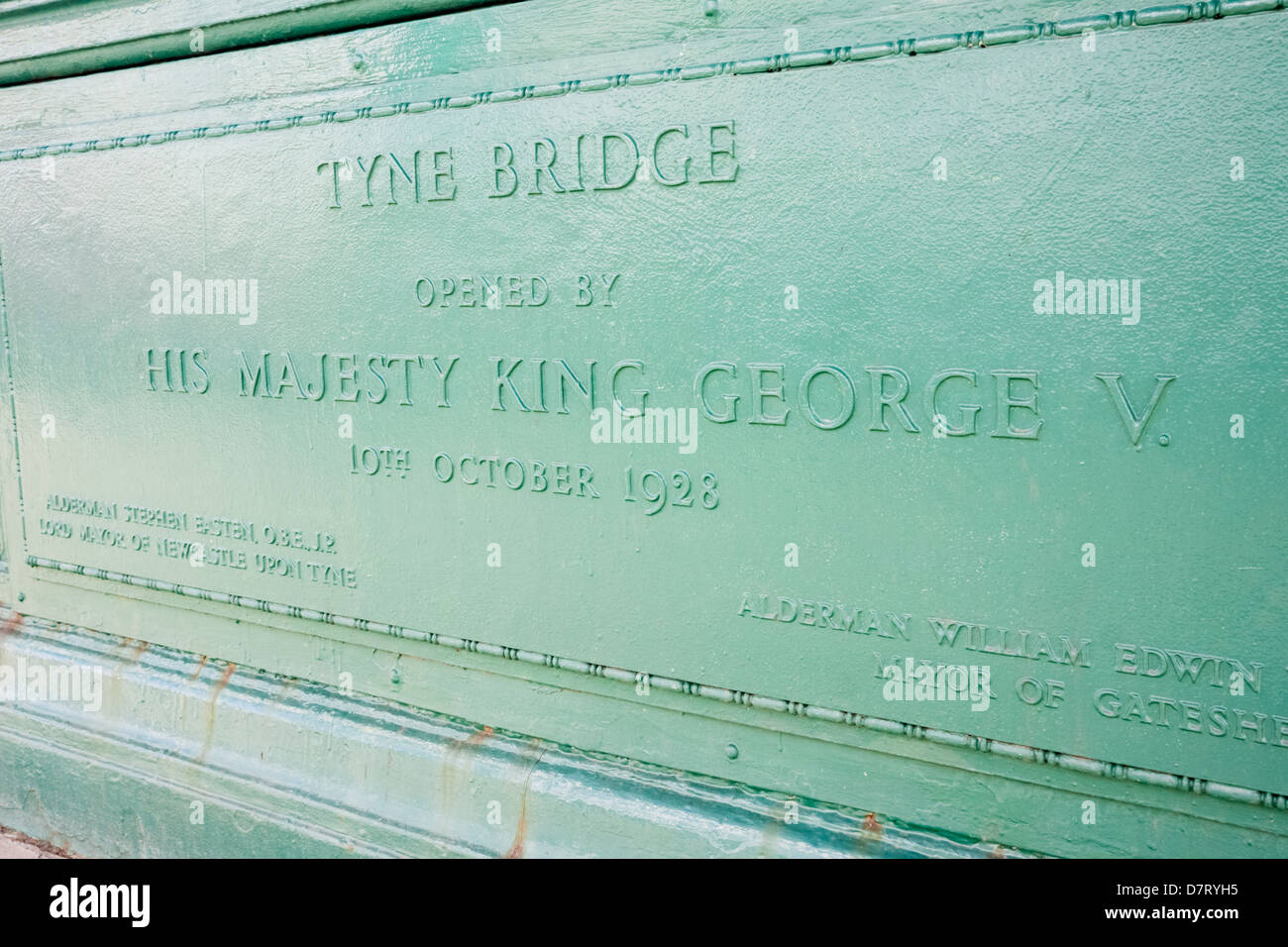 Tyne Bridge opening plaque. Opened by King George V on 10th October ...