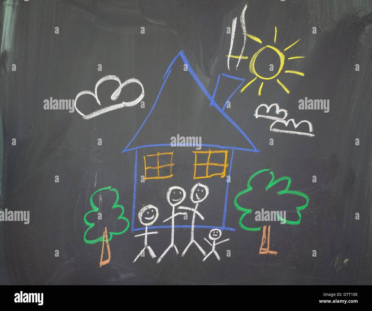 Children`s drawing of happy family hi-res stock photography and images ...