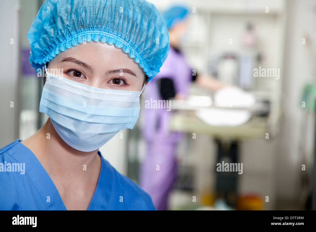 Female veterinarian, portrait Stock Photo - Alamy