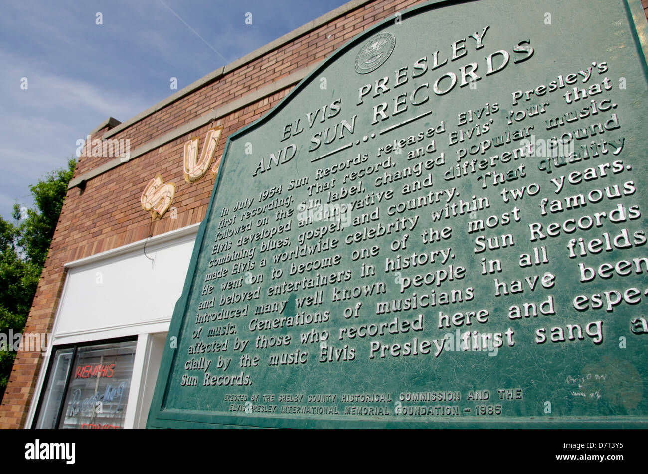 Elvis presley sign hi-res stock photography and images - Alamy