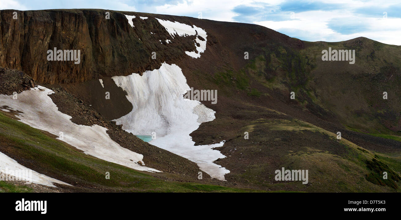 Lava cliffs hi-res stock photography and images - Alamy