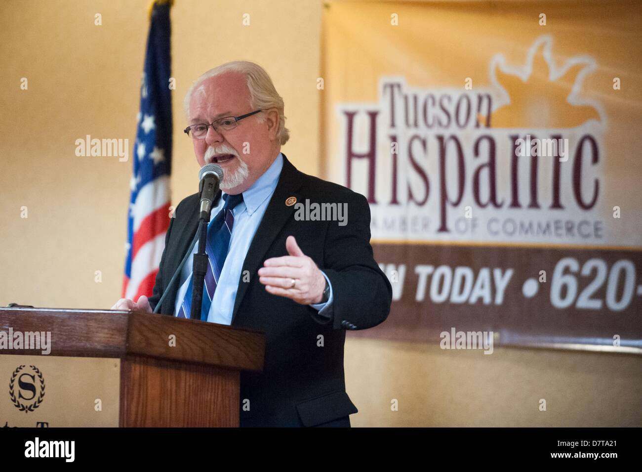 Tucson, Arizona, USA. 13th May, 2013. Rep. RON BARBER (D-Ariz.) met ...
