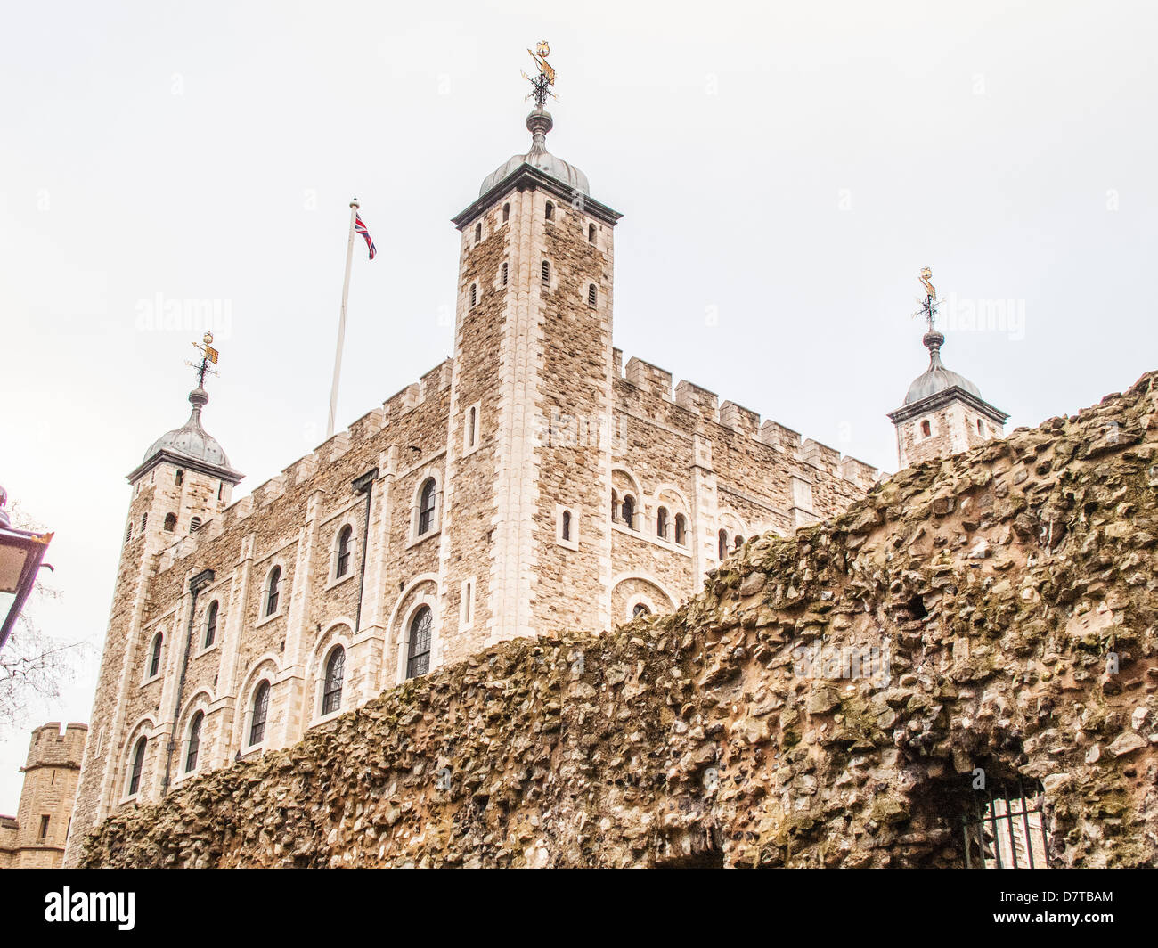 The White Tower, the square Norman architecture castle keep (or donjon ...