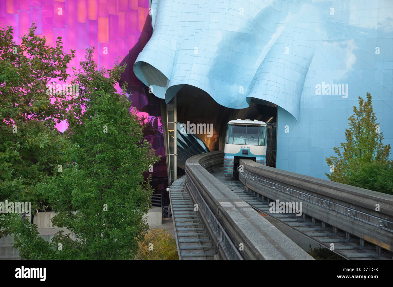 Seattle center monorail hi-res stock photography and images - Alamy