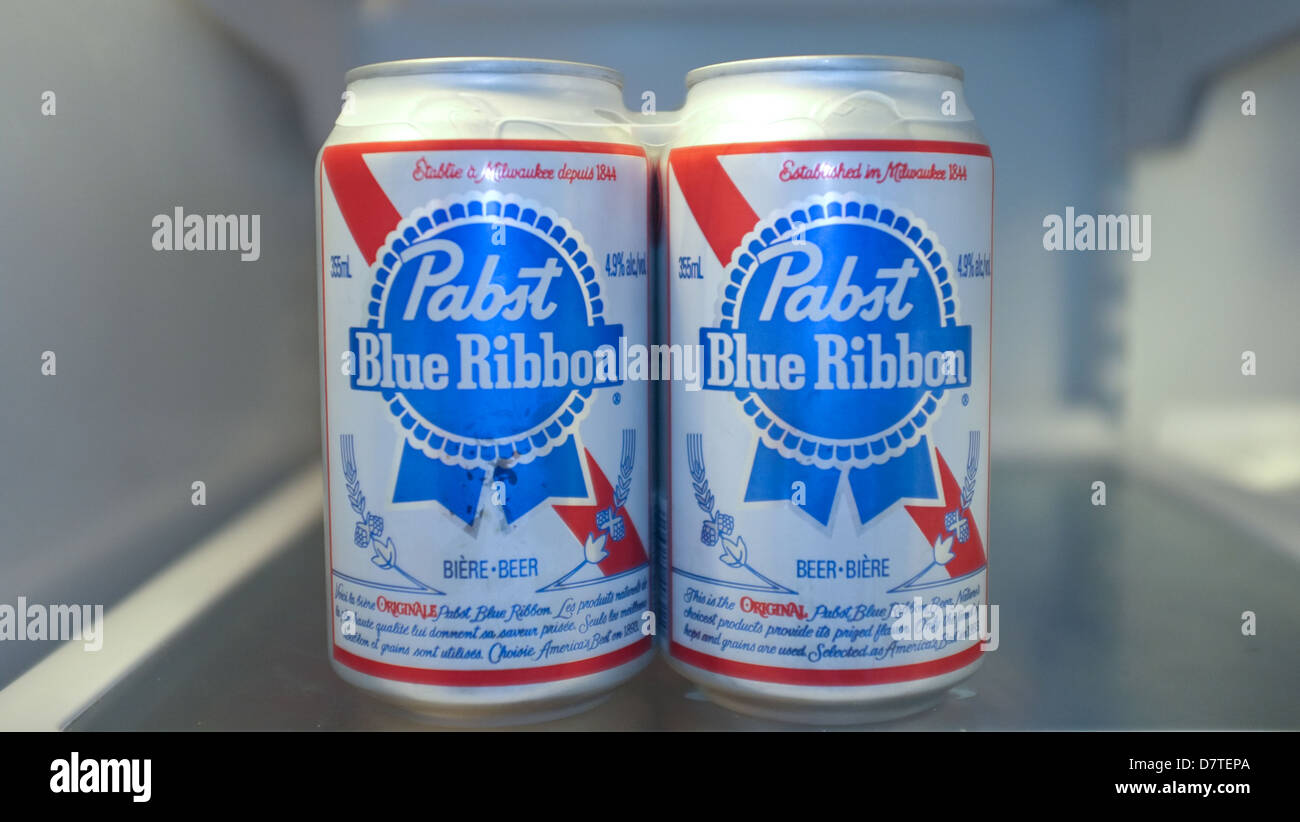 Pabst blue ribbon beer hi-res stock photography and images - Alamy