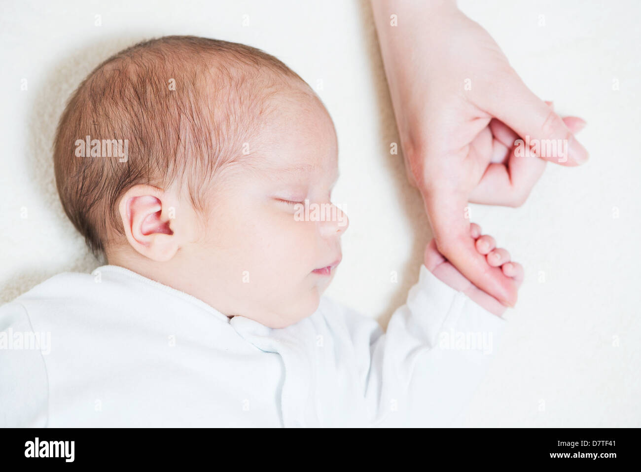 Little baby sleep hi-res stock photography and images - Alamy