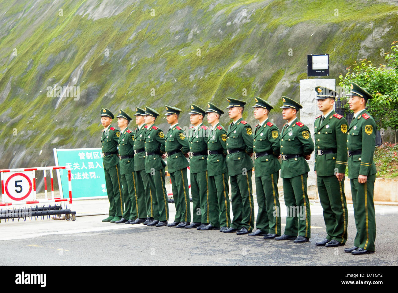 Three Gorges Sanxia Dam High Resolution Stock Photography and Images ...