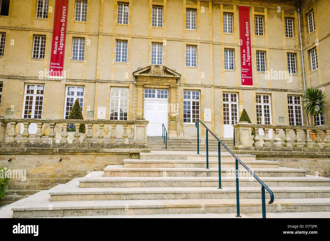 Museum of the bayeux tapestry france hi-res stock photography and ...