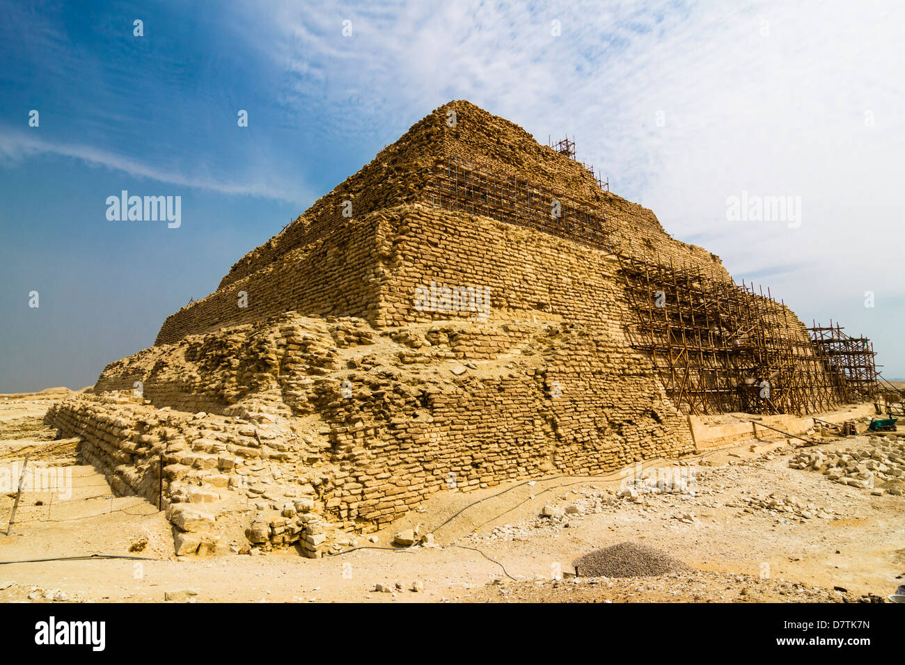 Zoser saqqara pyramid egypt hi-res stock photography and images - Alamy
