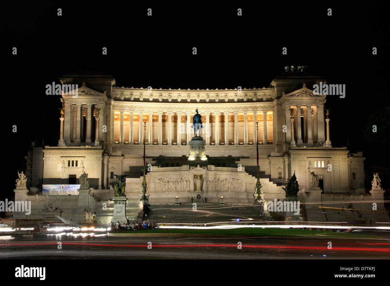 Momument hi-res stock photography and images - Alamy