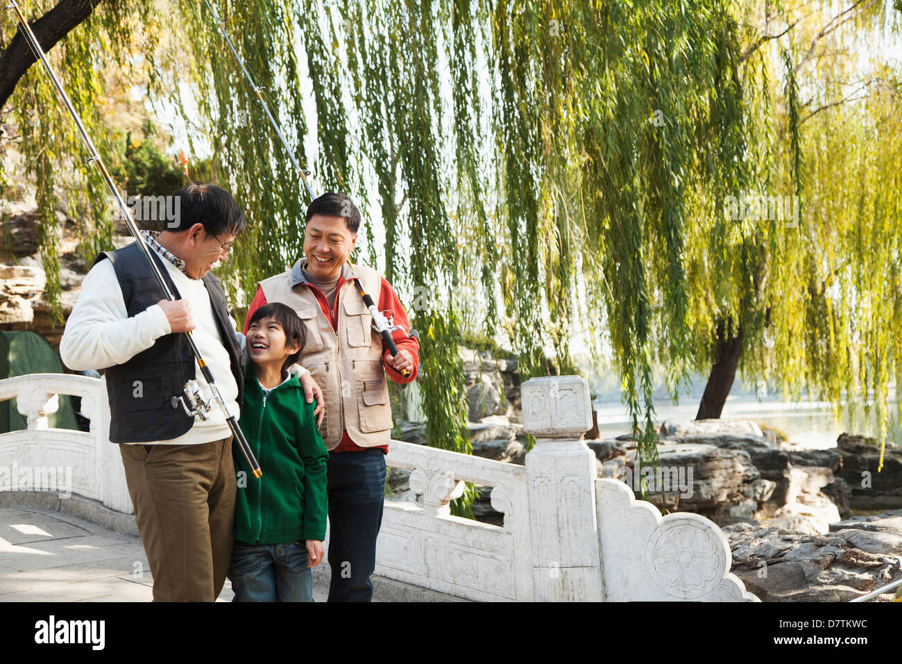 Multi generational learning hi-res stock photography and images - Alamy