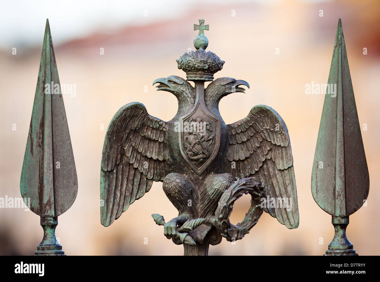 Column fence hi-res stock photography and images - Alamy