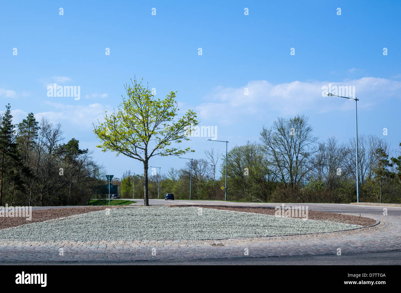 Roundabout tree hi-res stock photography and images - Alamy