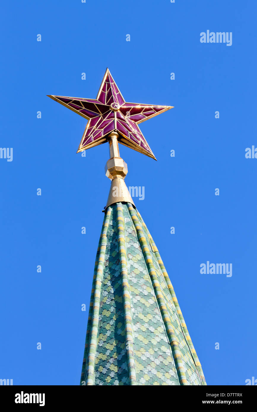 A red star on the top tower of Moscow Kremlin, Russia Stock Photo - Alamy