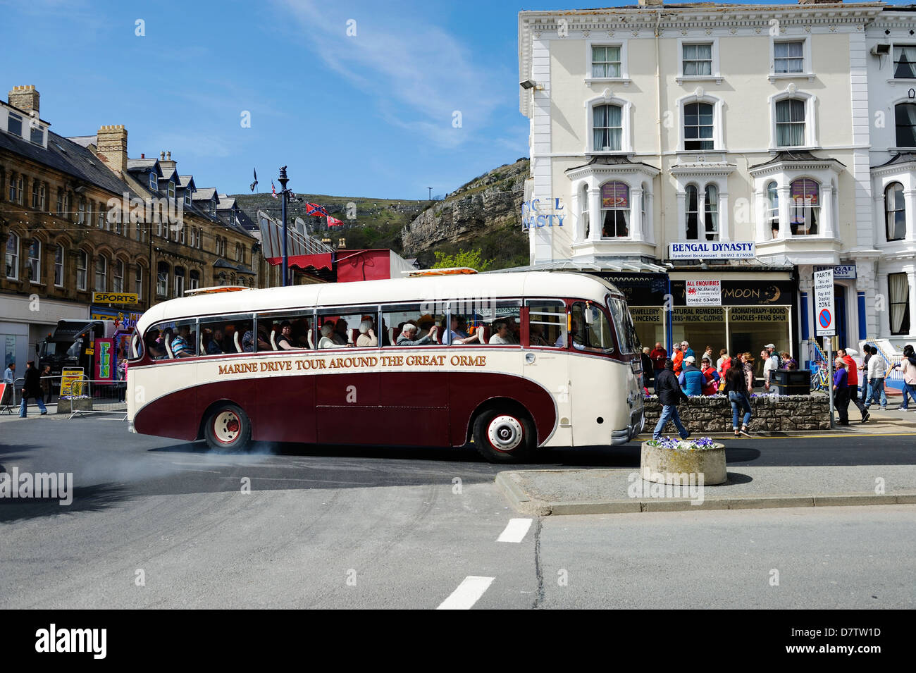Old bus hi-res stock photography and images - Alamy