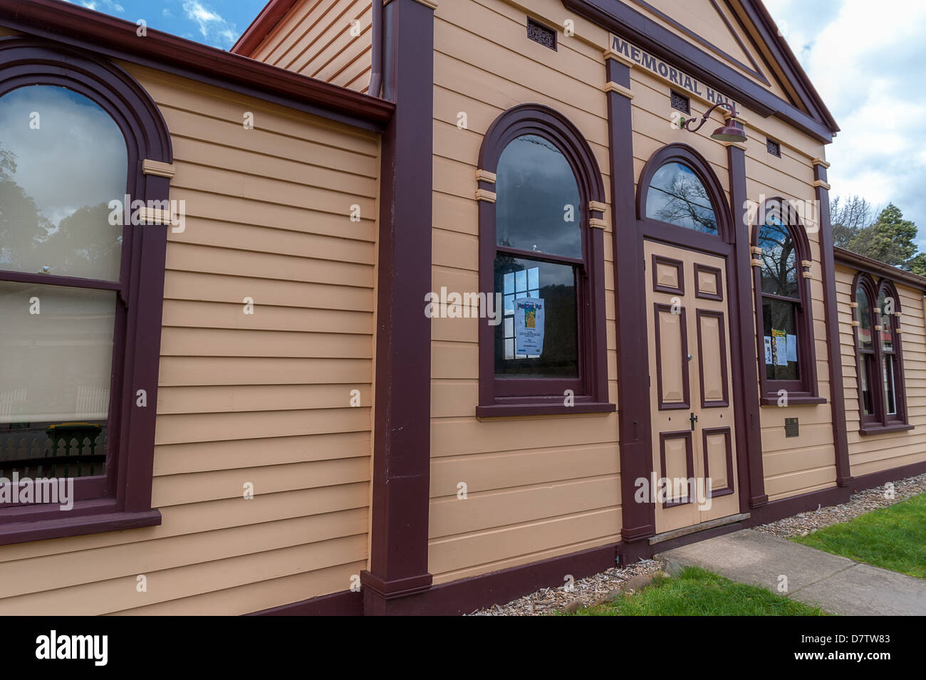 Victorian high country river hi-res stock photography and images - Alamy