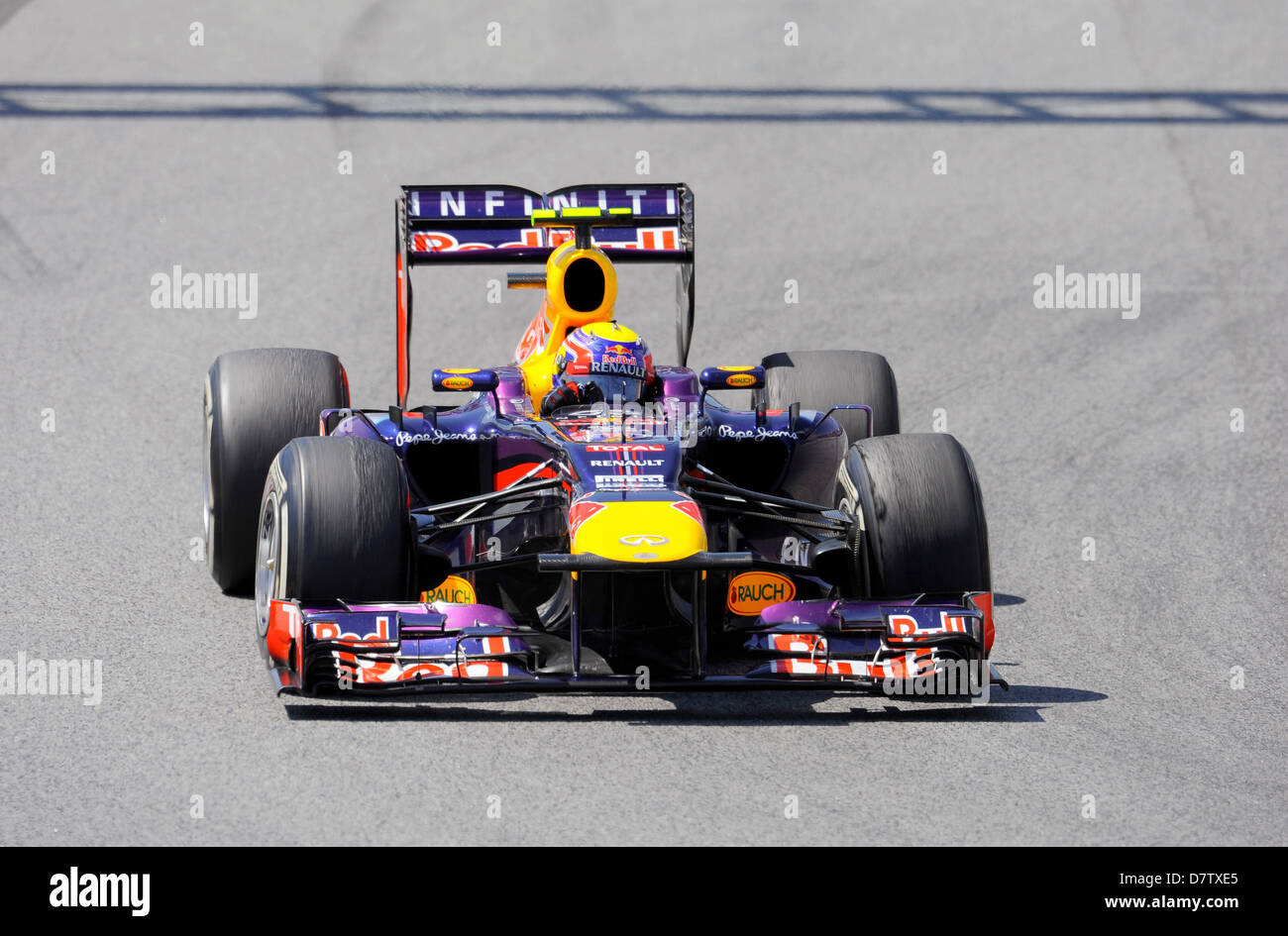 Red bull racing rb9 mark webber hi-res stock photography and images - Alamy