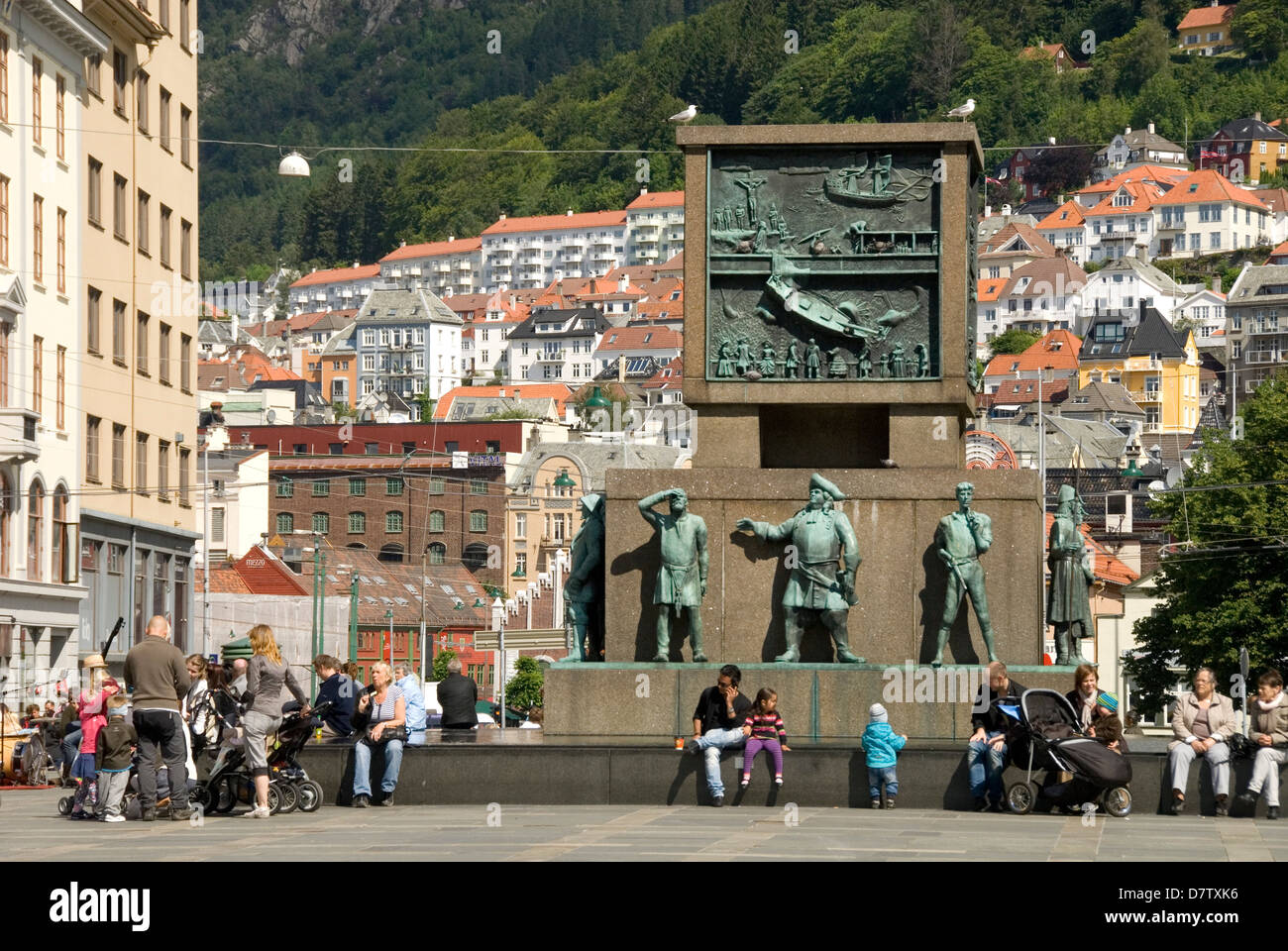 Sailors' Monument, in Torgallmeningen, Bergen, Norway, Scandinavia ...