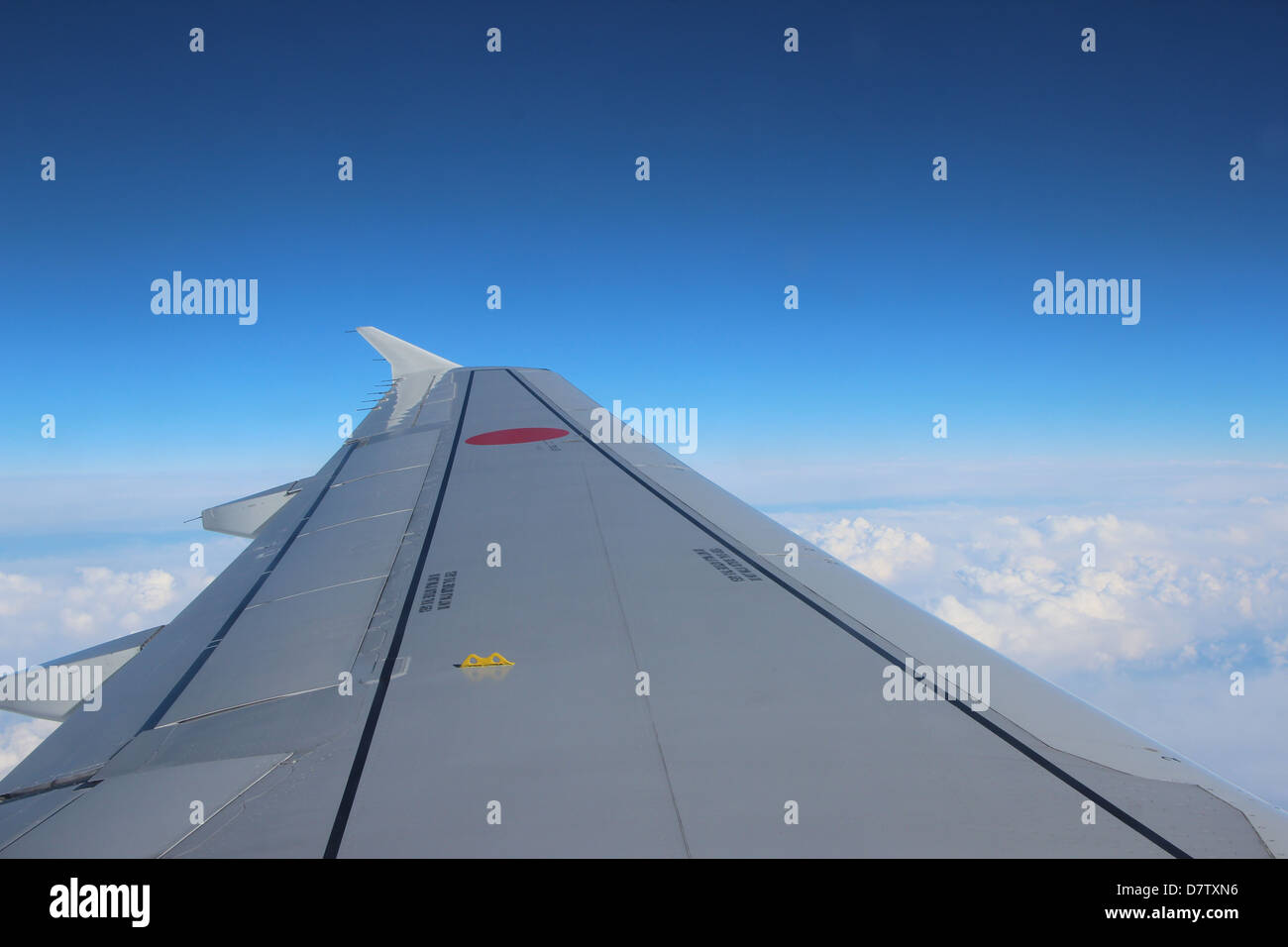Airplane wing blue sky hi-res stock photography and images - Alamy