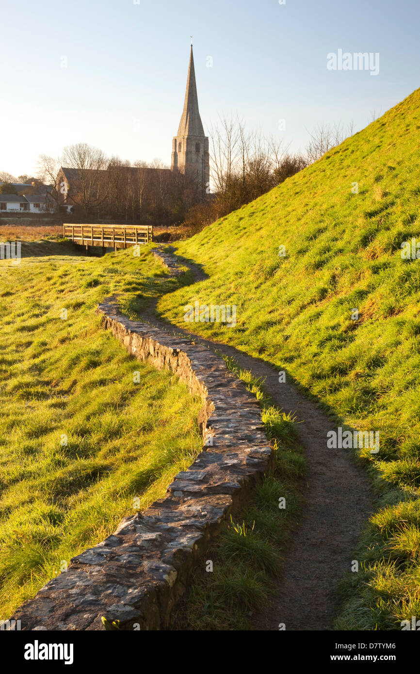 Kidwelly village hi-res stock photography and images - Alamy