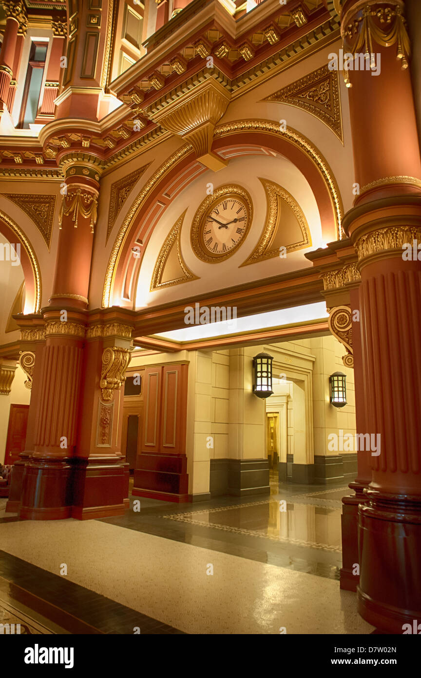 Lobby skyscraper elevator hi-res stock photography and images - Alamy