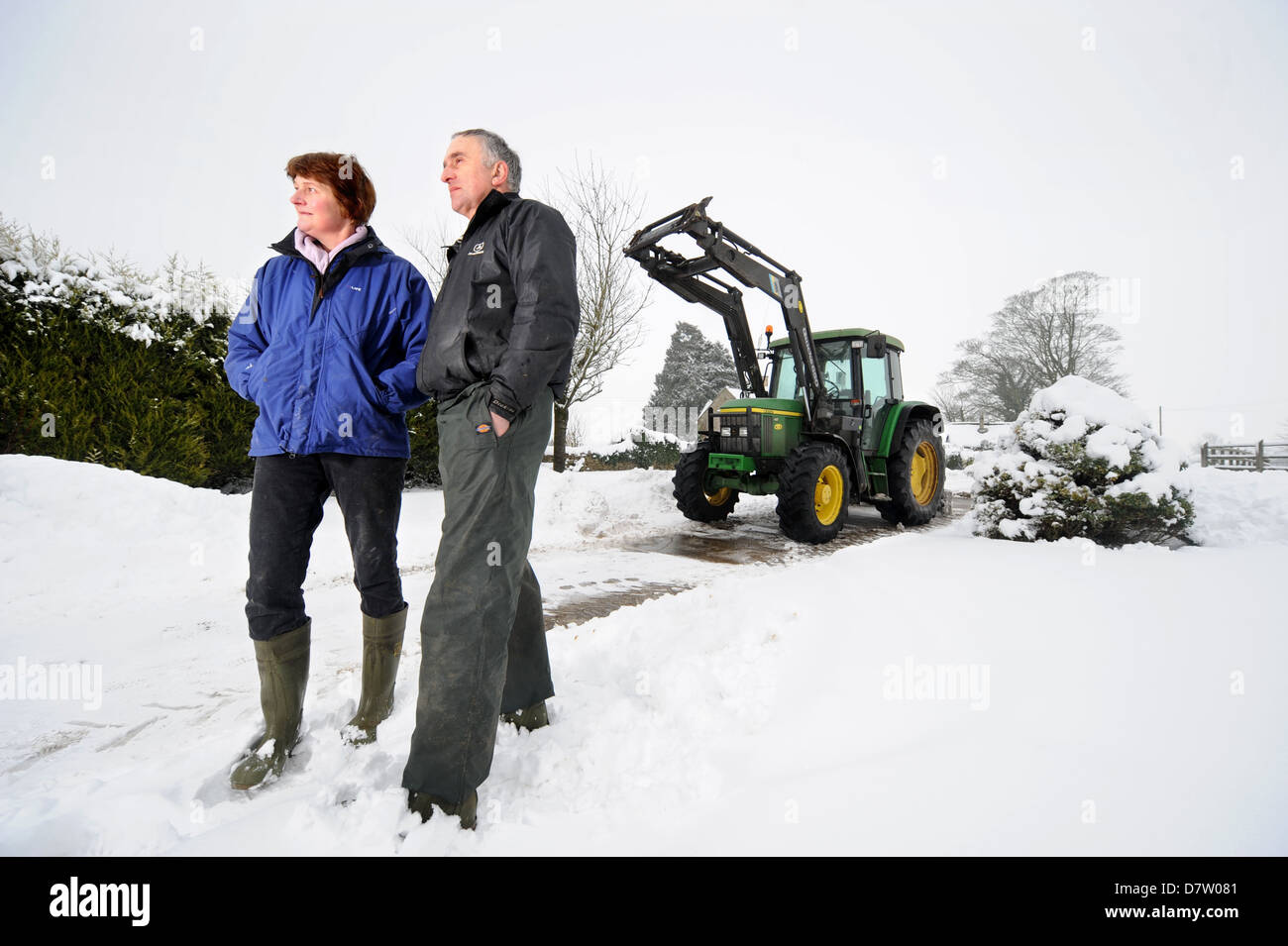 Dairy Farmers Chris & Liz Best from Poole Farm Leighterton near Tetbury ...