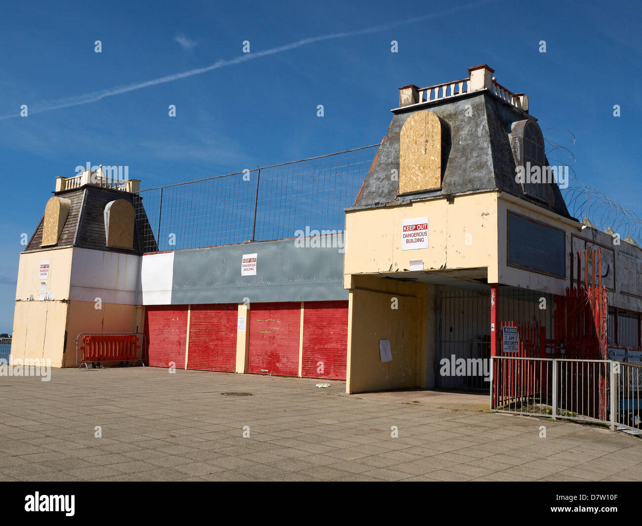 Victoria Pier in Colwyn Bay North Wales UK Stock Photo - Alamy