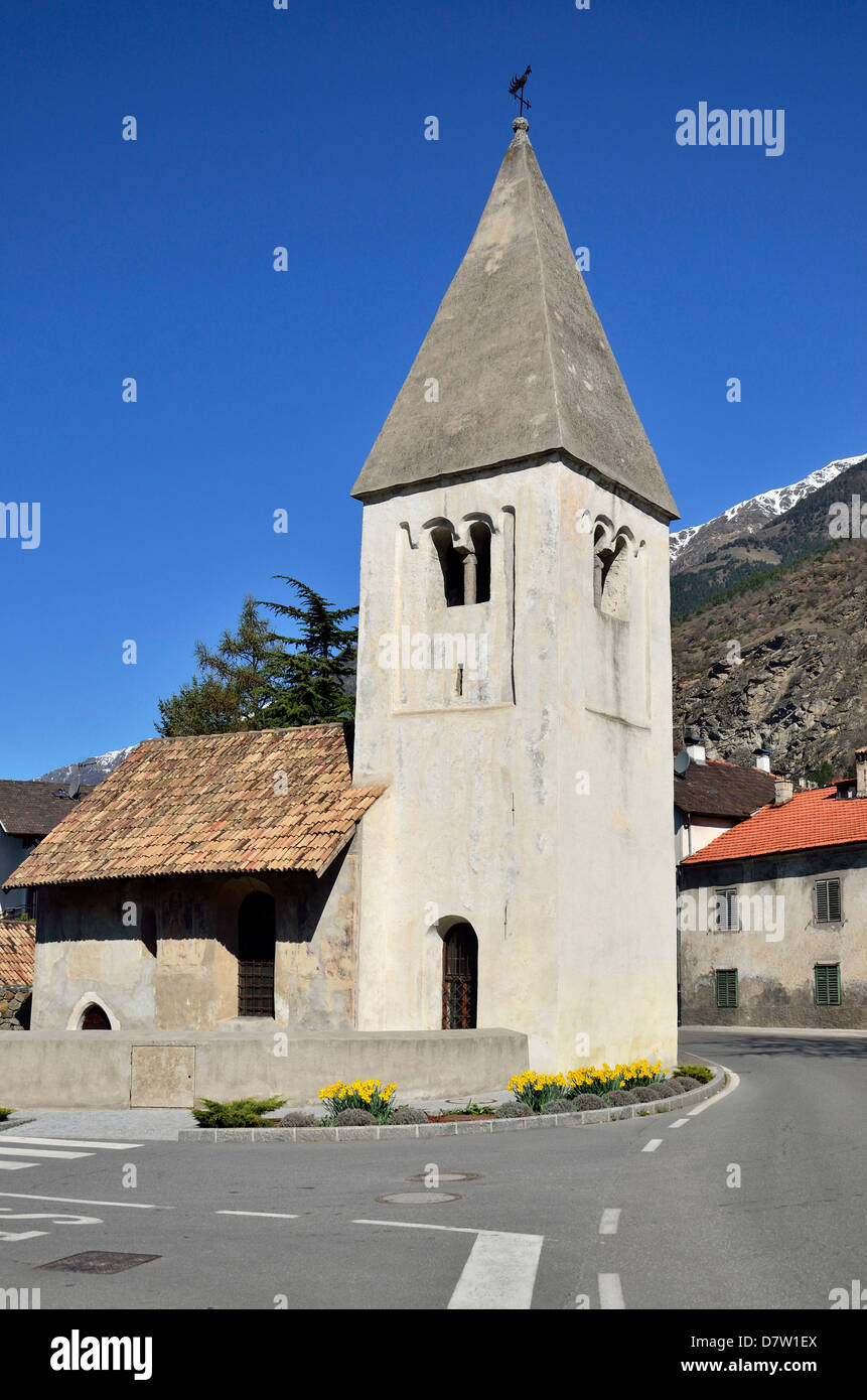 Italien, Südtirol, Vinschgau, Kirche Sankt Nikolaus in Latsch Stock ...