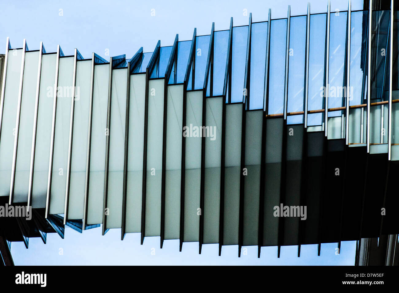 Covent garden bridge hi-res stock photography and images - Alamy