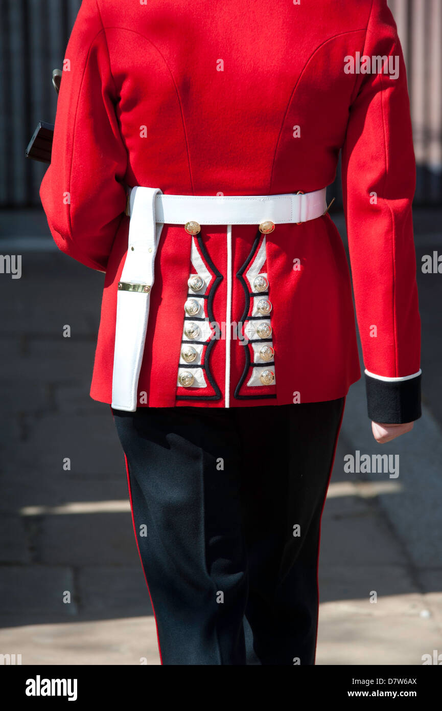 Ceremonial guardsman hi-res stock photography and images - Alamy