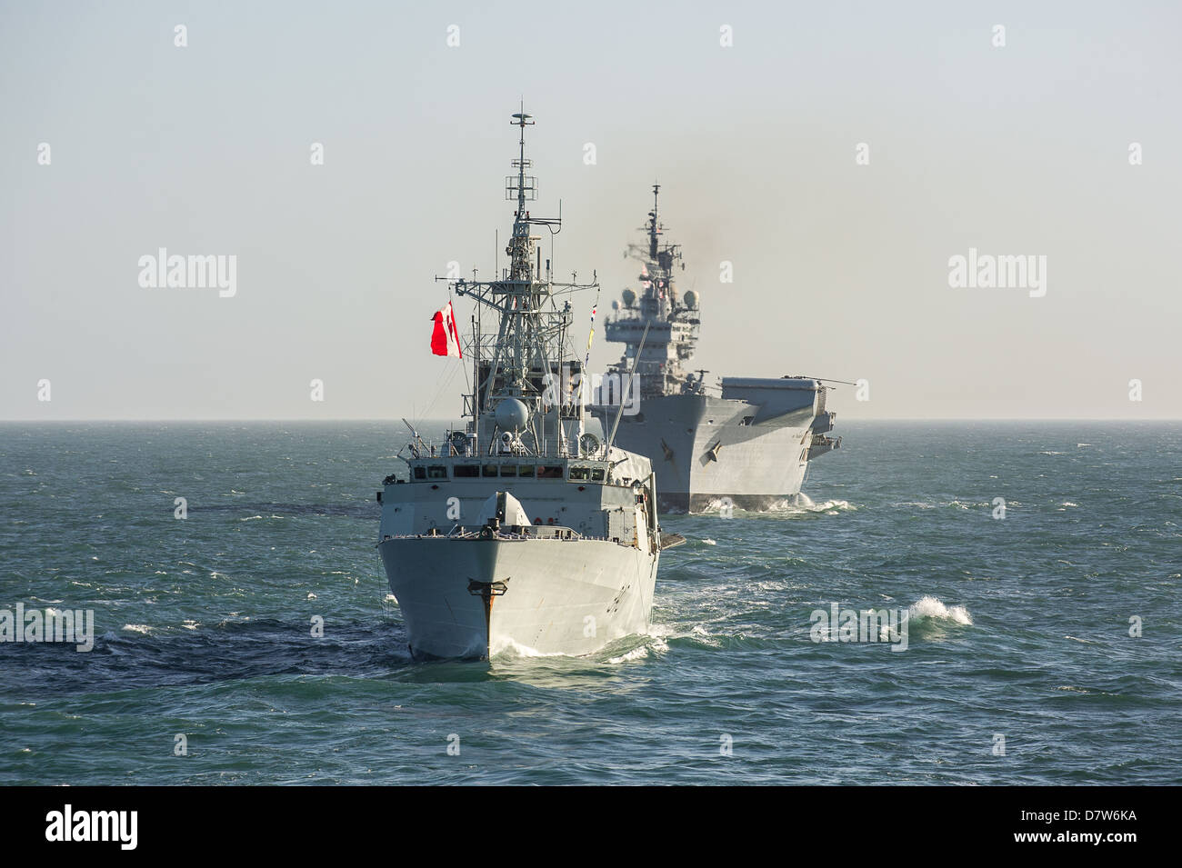 Hmcs iroquois hi-res stock photography and images - Alamy