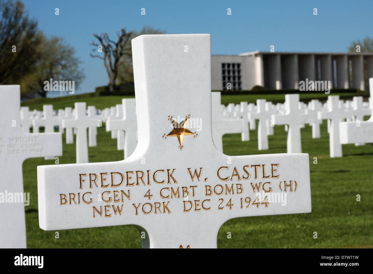 Grave of Brigadier General Frederick W Castle recipient of the ...