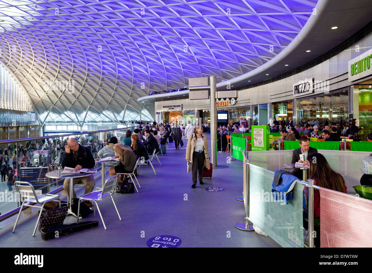 Kings cross cafe hi-res stock photography and images - Alamy