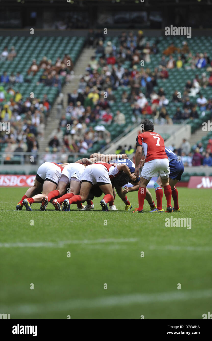 Rugby sevens scrum hi-res stock photography and images - Alamy