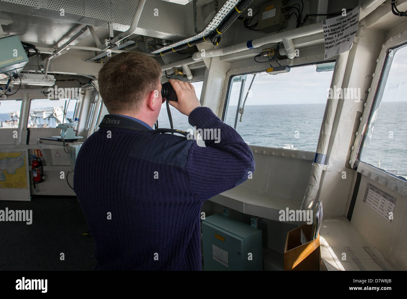 On the bridge of HMS Bulwark, Royal navy Assault Ship Stock Photo - Alamy