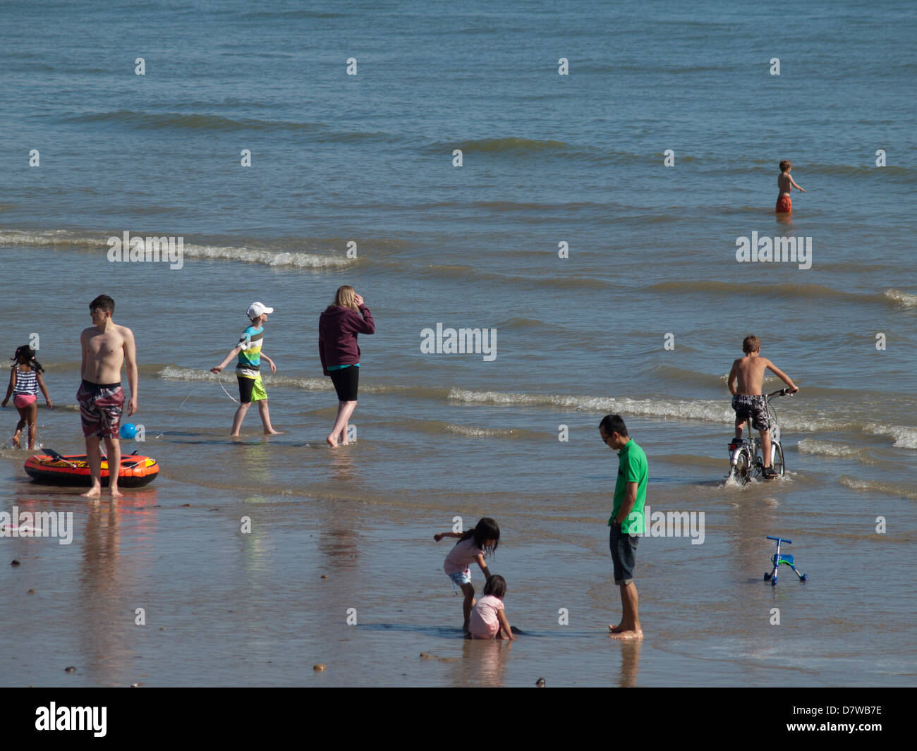 Frolicking children playing children hi-res stock photography and ...