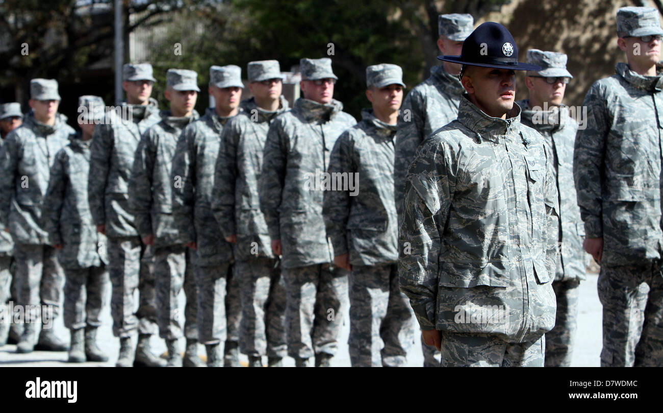 Air force basic military training hi-res stock photography and images ...