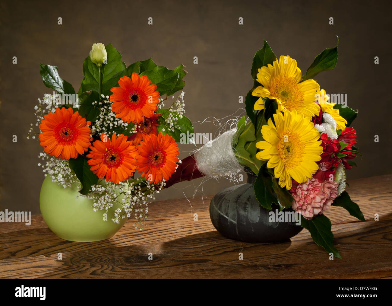 Daisy flower bouquets in hi-res stock photography and images - Alamy