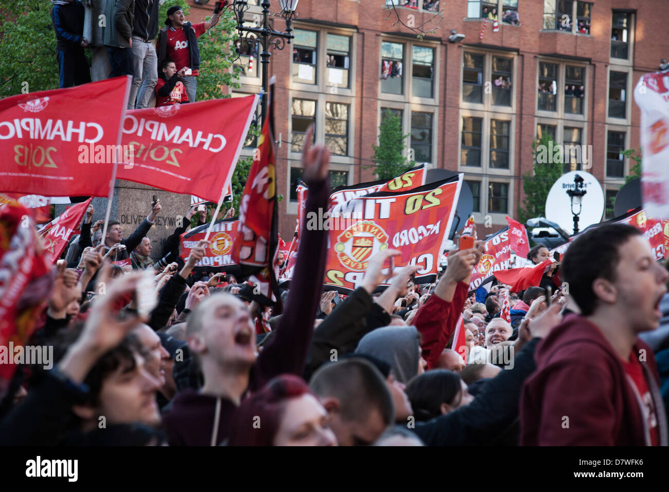 Manchester United 2010 Parade in Albert Square Stock Photo - Alamy