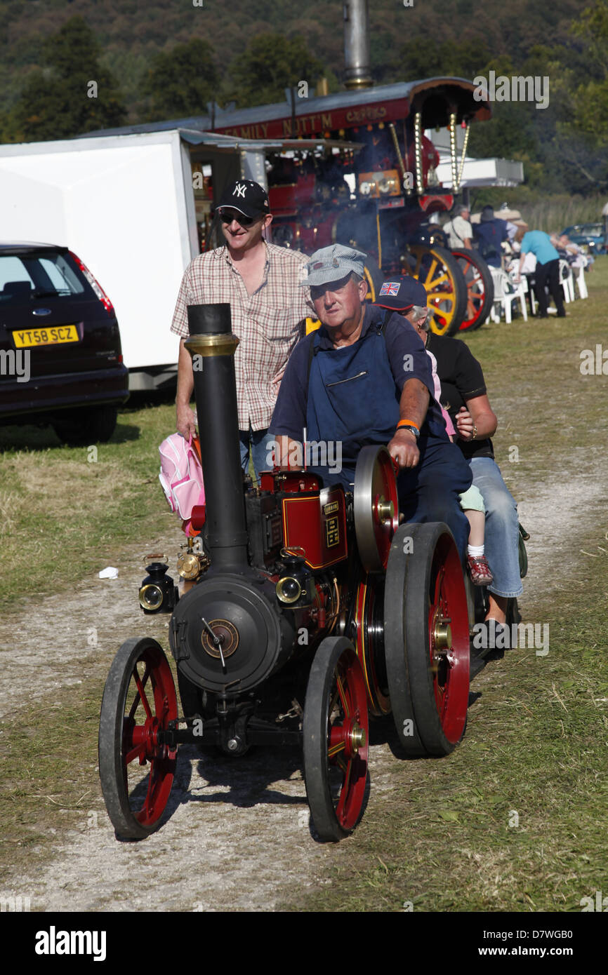 Vintage traction steam engine driver at Cromford Steam Rally,Derbyshire ...