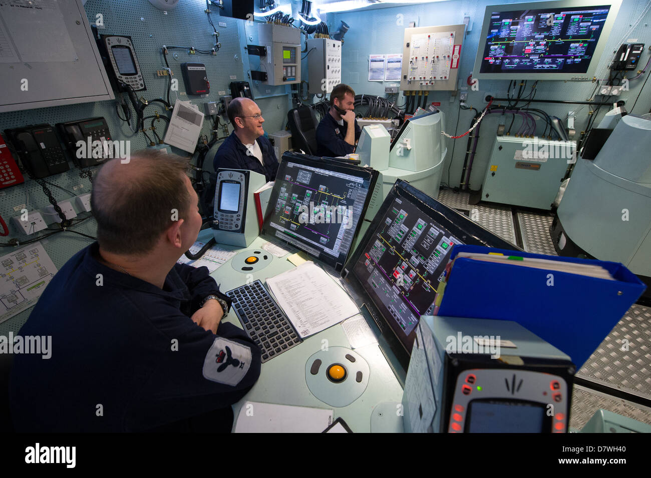 The Ships Control Center (SCC) on board the Royal Navy Type 45 ...