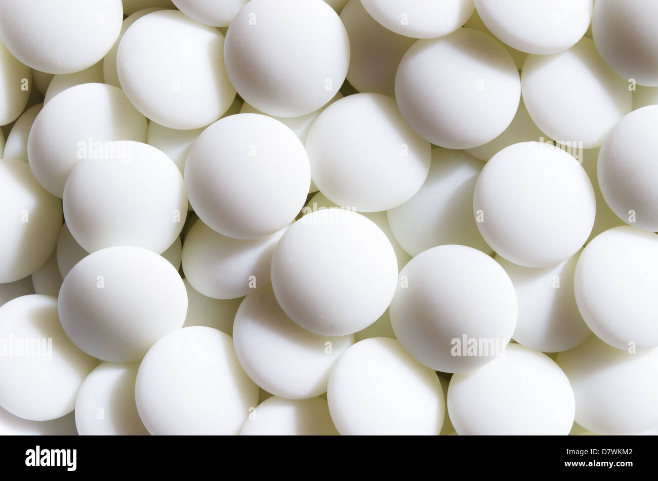 A pile of white go stones Stock Photo - Alamy