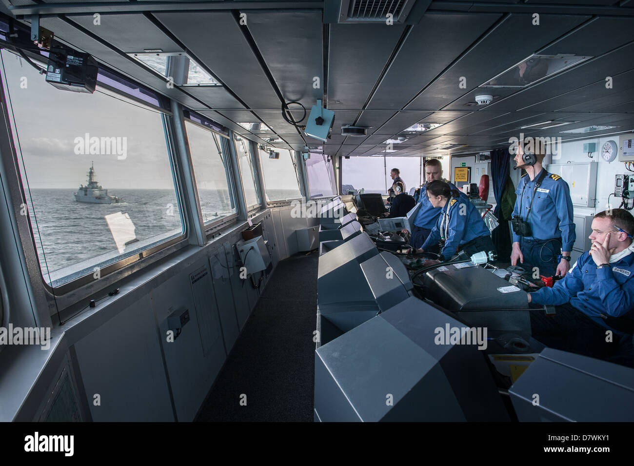 Hms diamond type 45 destroyer hi-res stock photography and images - Alamy