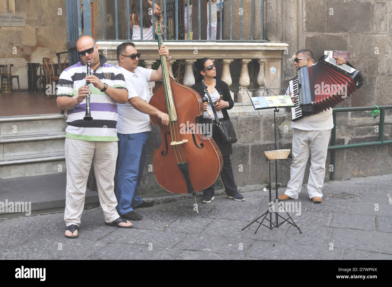 Music box performers hi-res stock photography and images - Alamy